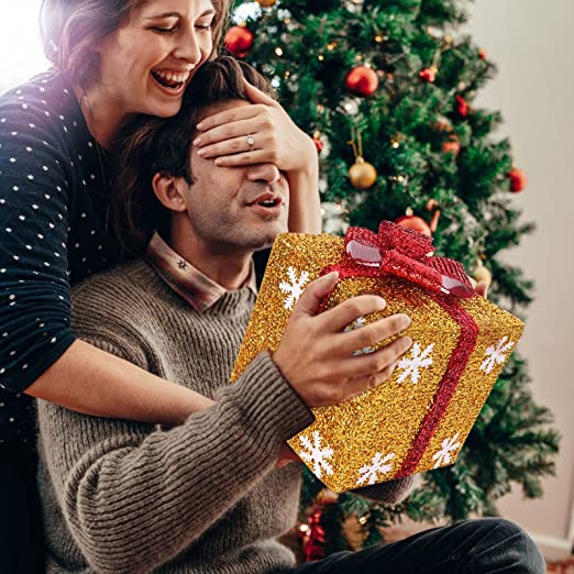 Новогодишни украси и елки